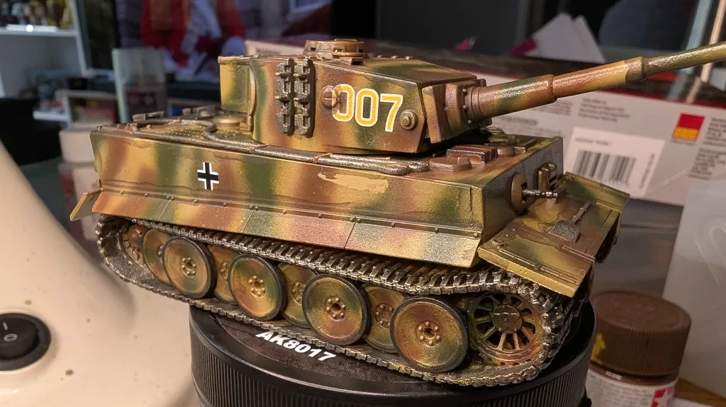 Acrylic weathering disaster over Lacquer Gloss over Acrylic Basecoats ...