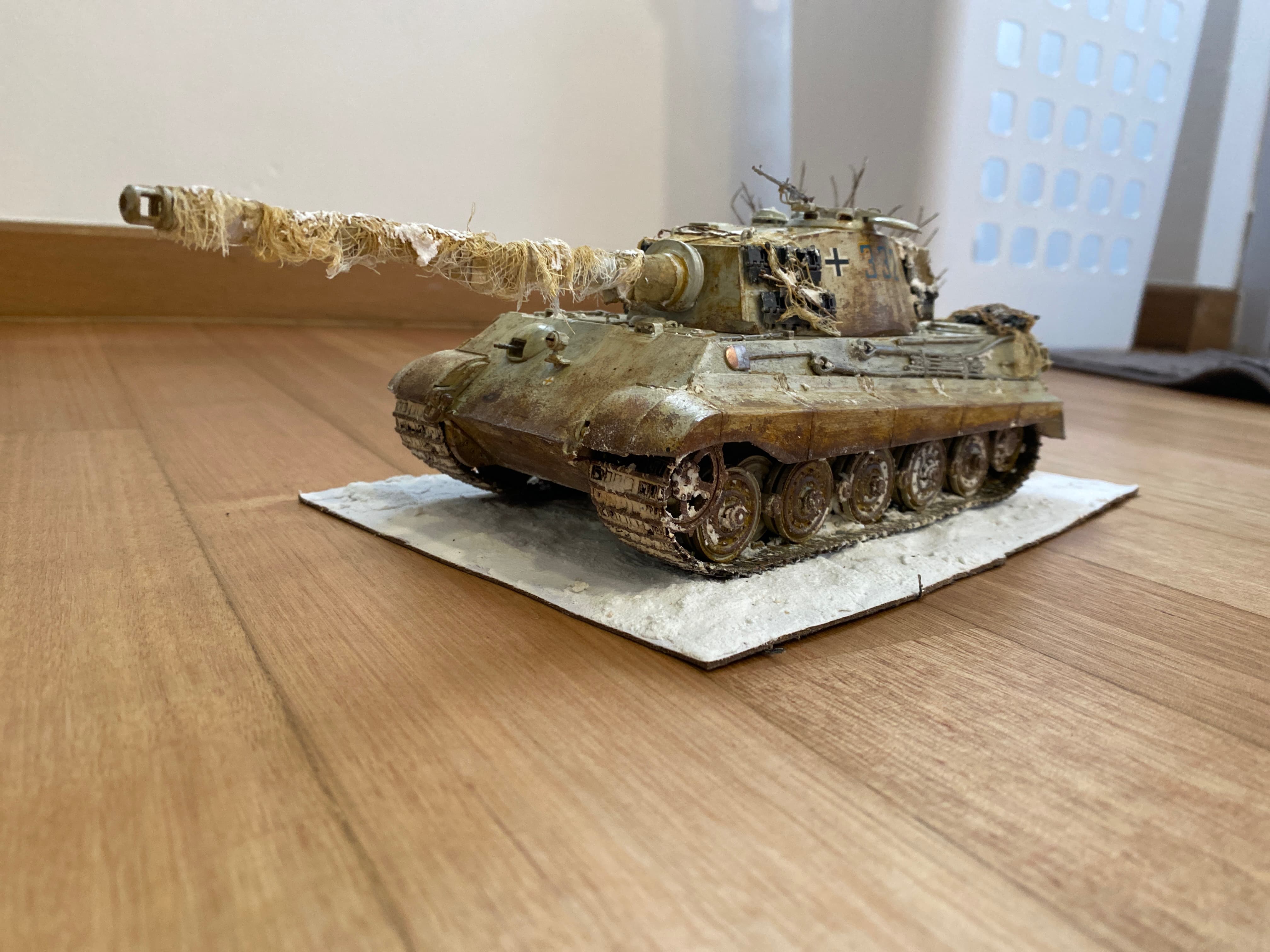 Tamiya 1/35 Tiger 2 production turret winter - Modeling Subjects ...