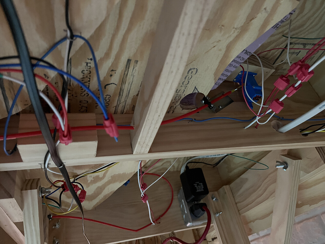 Blue Point turnout controller vs. Tortoise - Electronics and DCC ...