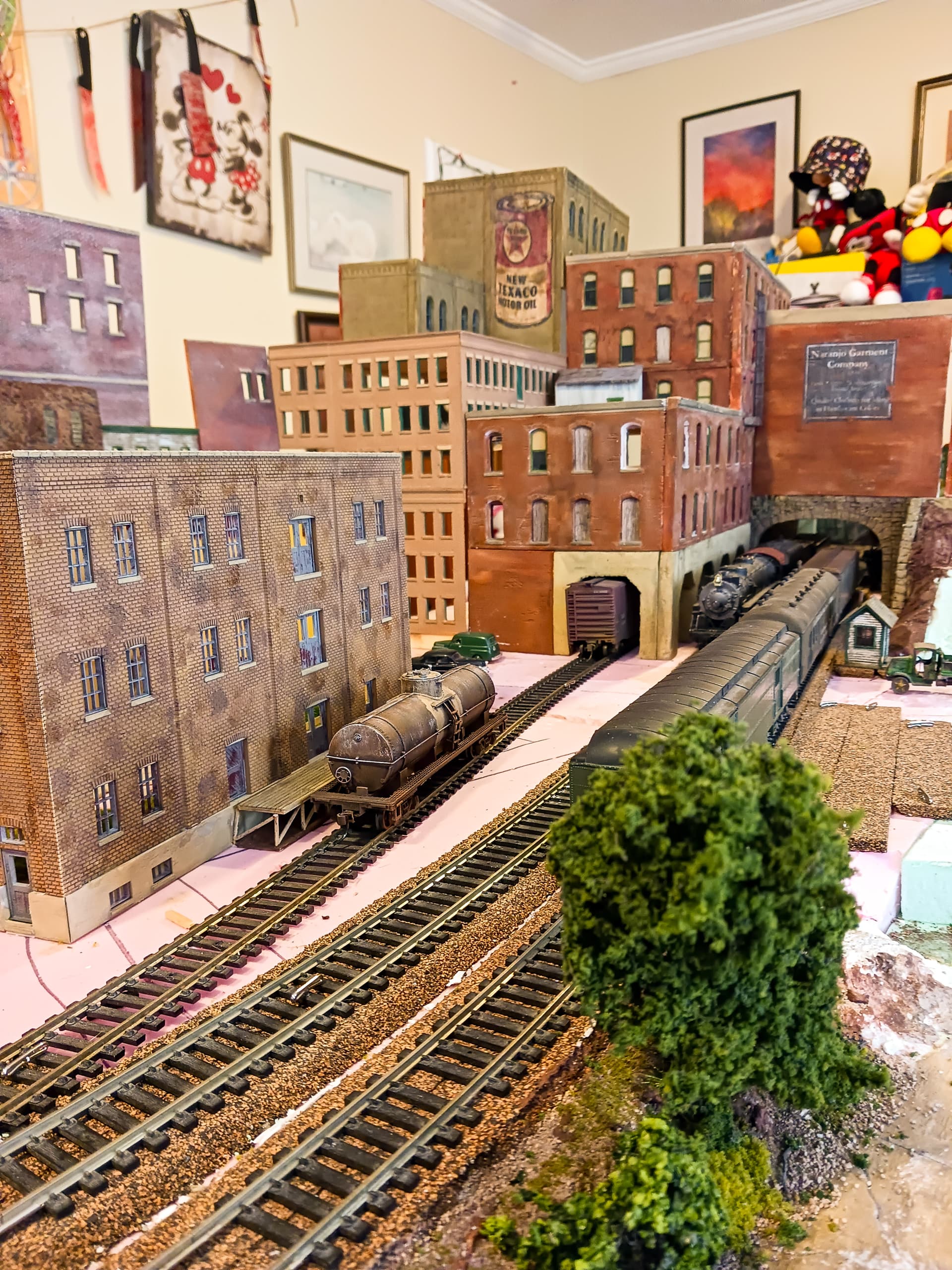 Building Downtown Seaview - Layouts and layout building - Trains.com Forums