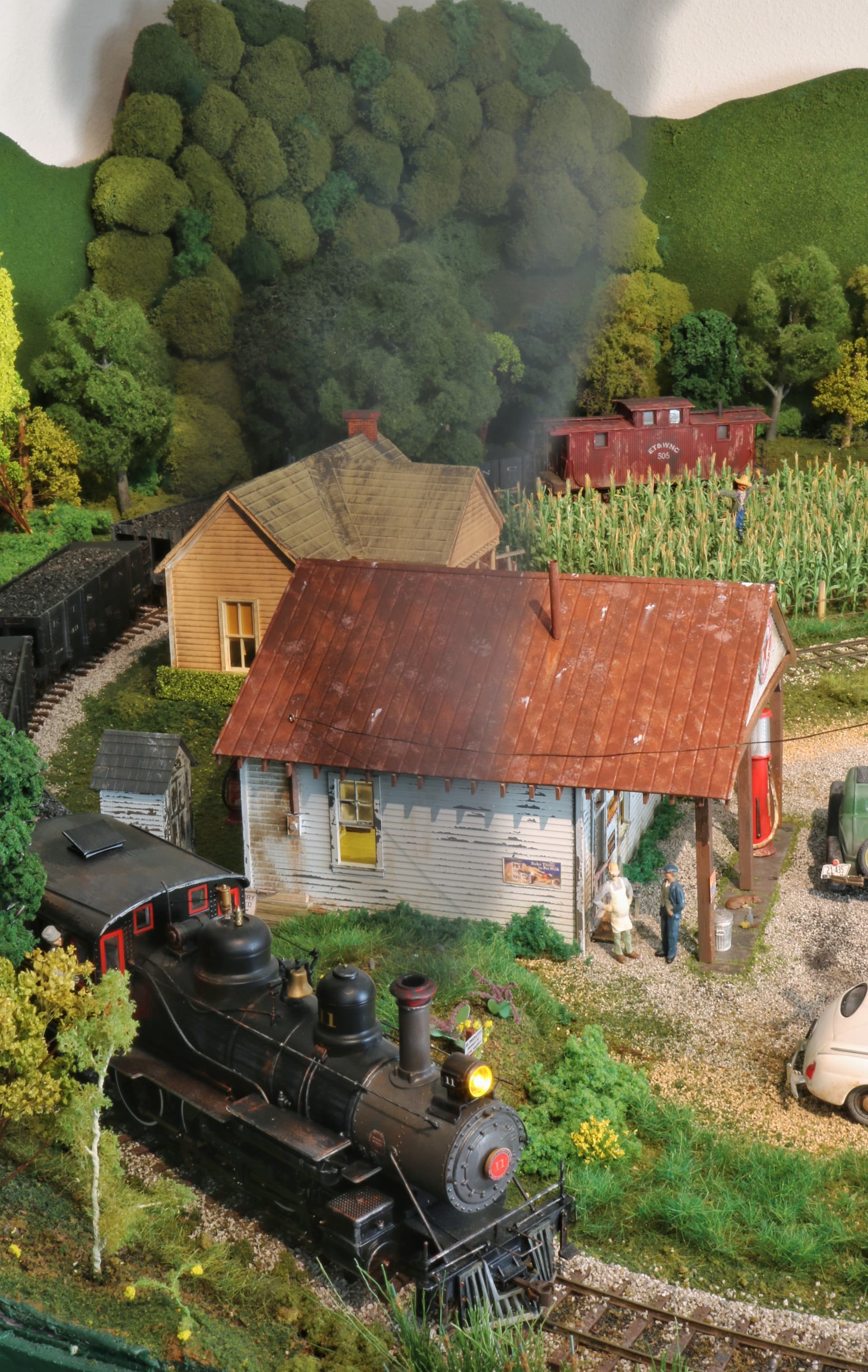 ET&WNC (Tweetsie) branch line in On30 - Model Railroader - Trains.com ...