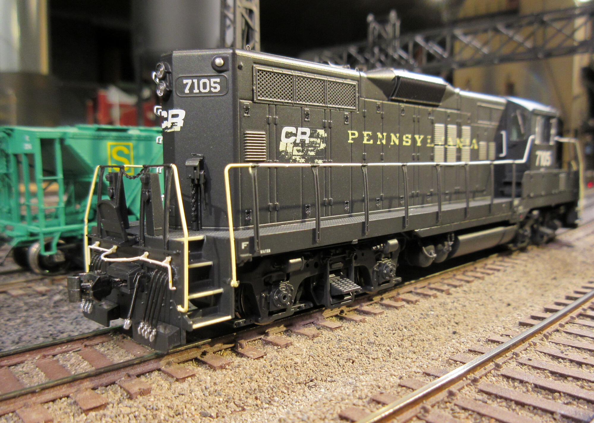 Athearn CarKnocker Line Railgon Gondola - Model Railroader - Trains.com ...