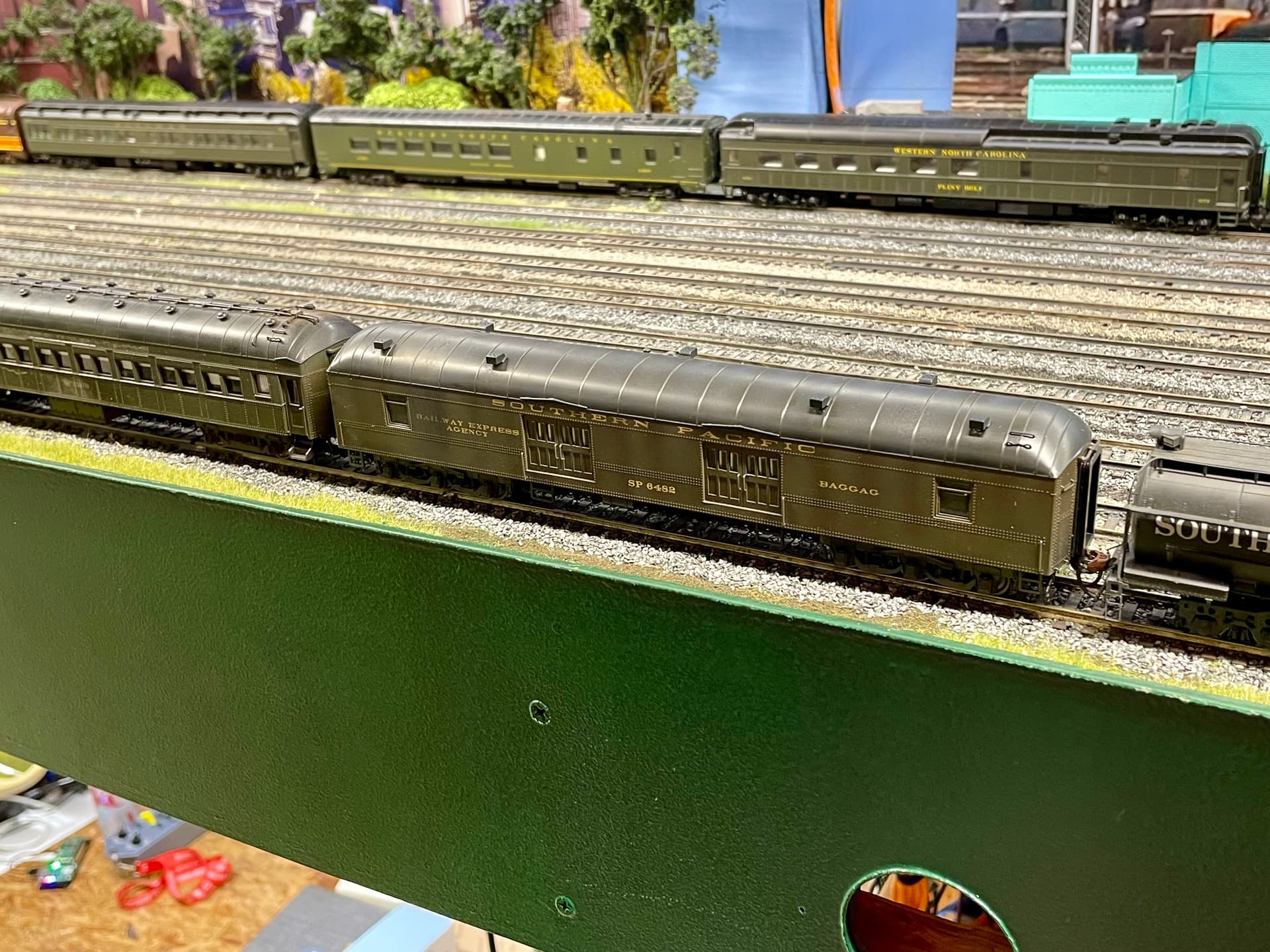 Andy Sperandeo's 1949 Shasta Pike-Sized Passenger Train - Model Railroader - Trains.com Forums