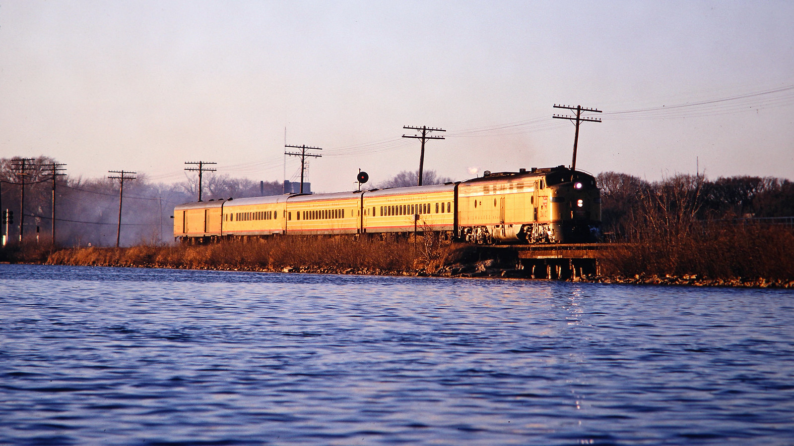 Electrified Metra Regional - Trains Magazine - Trains.com Forums