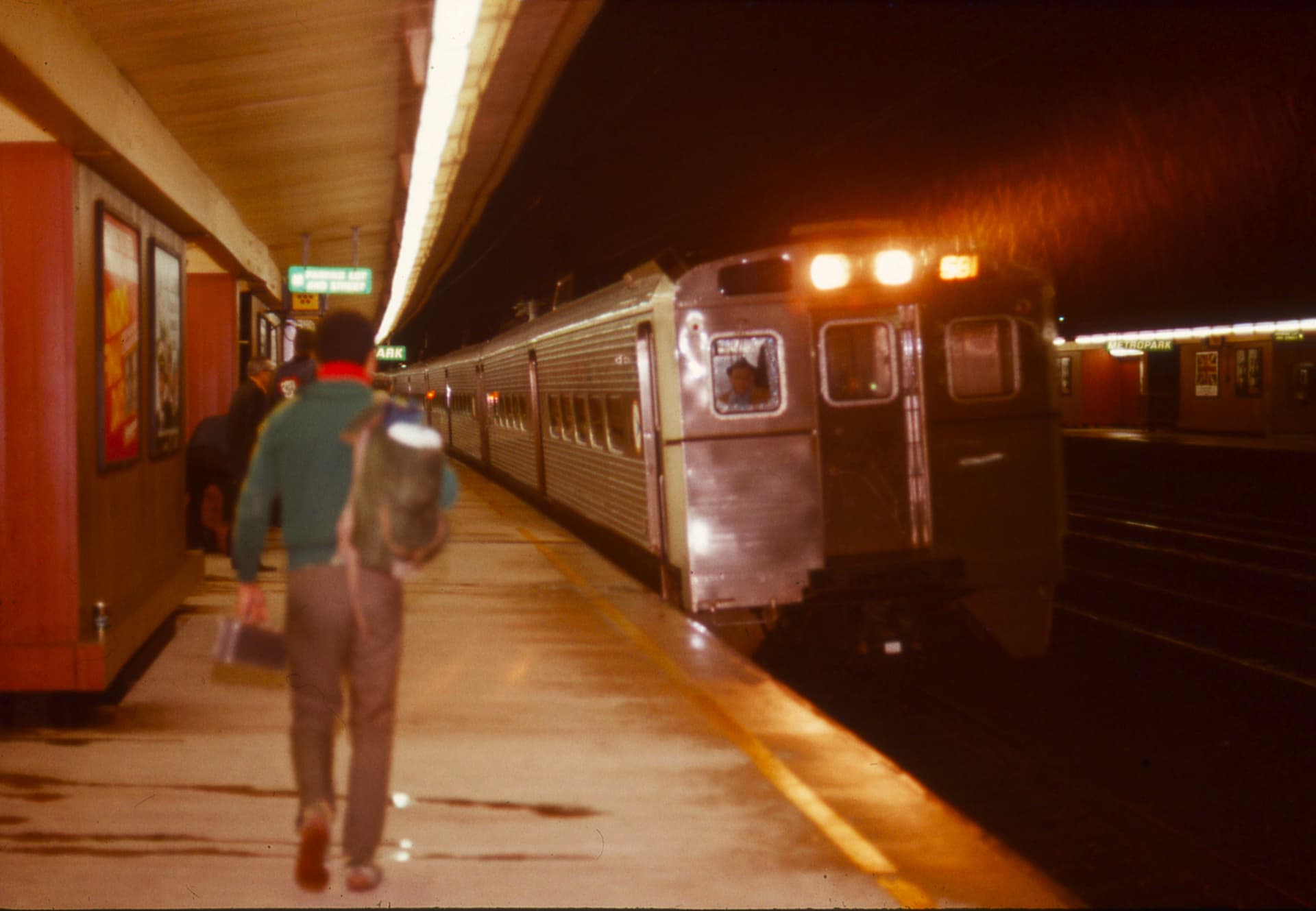 Early Amtrak on the NEC in New Jersey - Classic Trains General ...