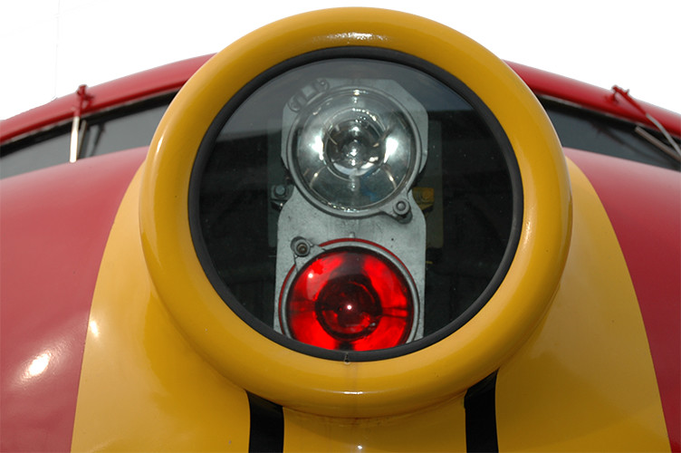 Dual Headlights - Prototype information for the modeler - Trains.com Forums